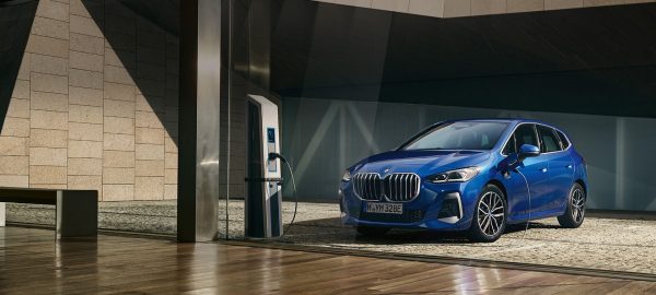 Automobile Bavaria – showroom şi service BMW